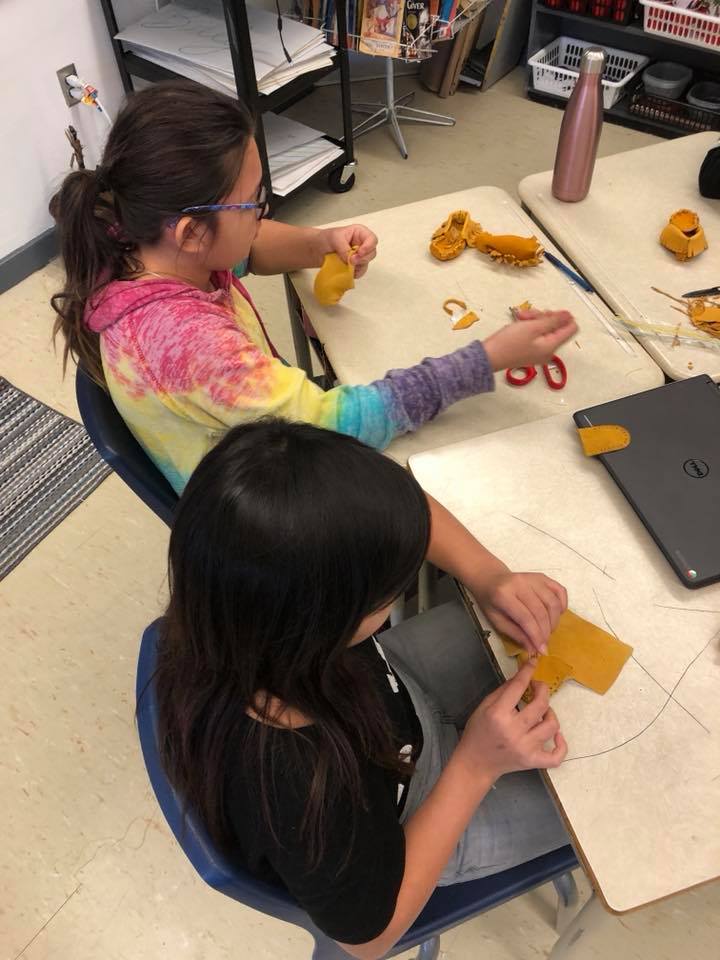 Little Current Public School students make moccasins for local newborns ...